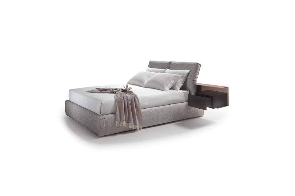 Newbridge King Bed - Flexform | Studio Como
