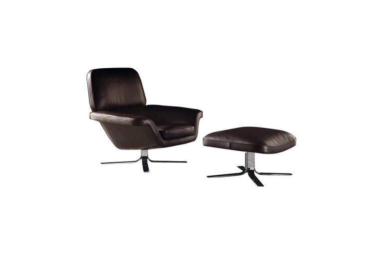 Blake-Soft Swivel Armchair - Minotti | Studio Como